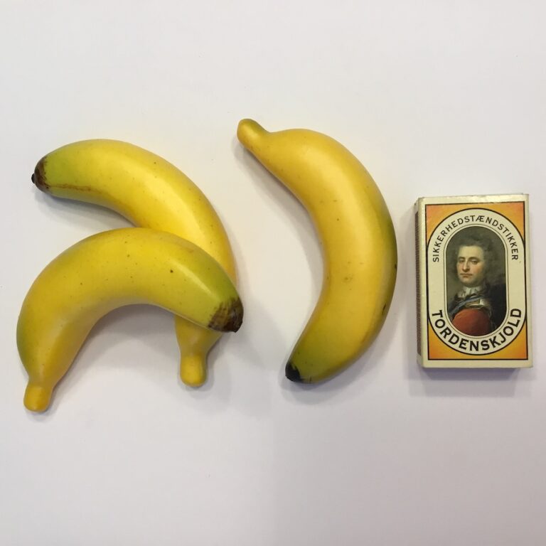 Lille naturtro mini banan - Også form & størrelse- Dekolagersalg